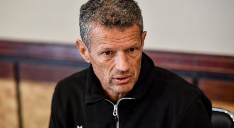 Jacques Borlée mettra un terme à son aventure avec le 4X400m après les ...