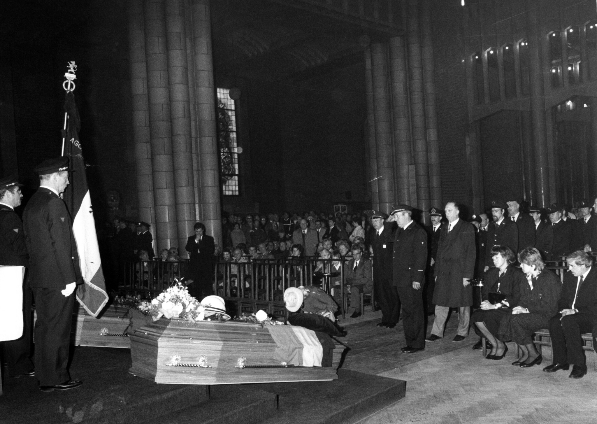 Il y a 40 ans, les CCC posaient leur première bombe à Evere : retour ...